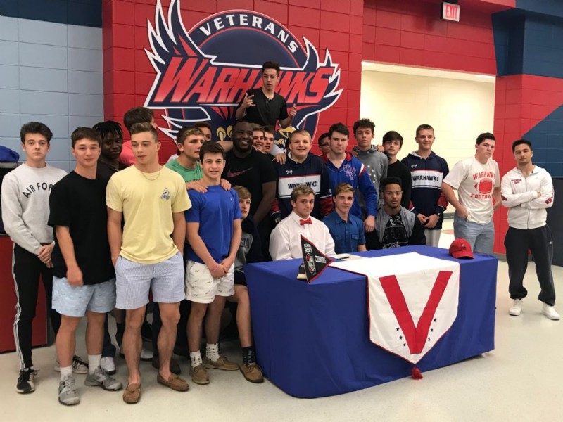 Veterans Wrestler, Runner sign letters of intent on Friday – Houston ...