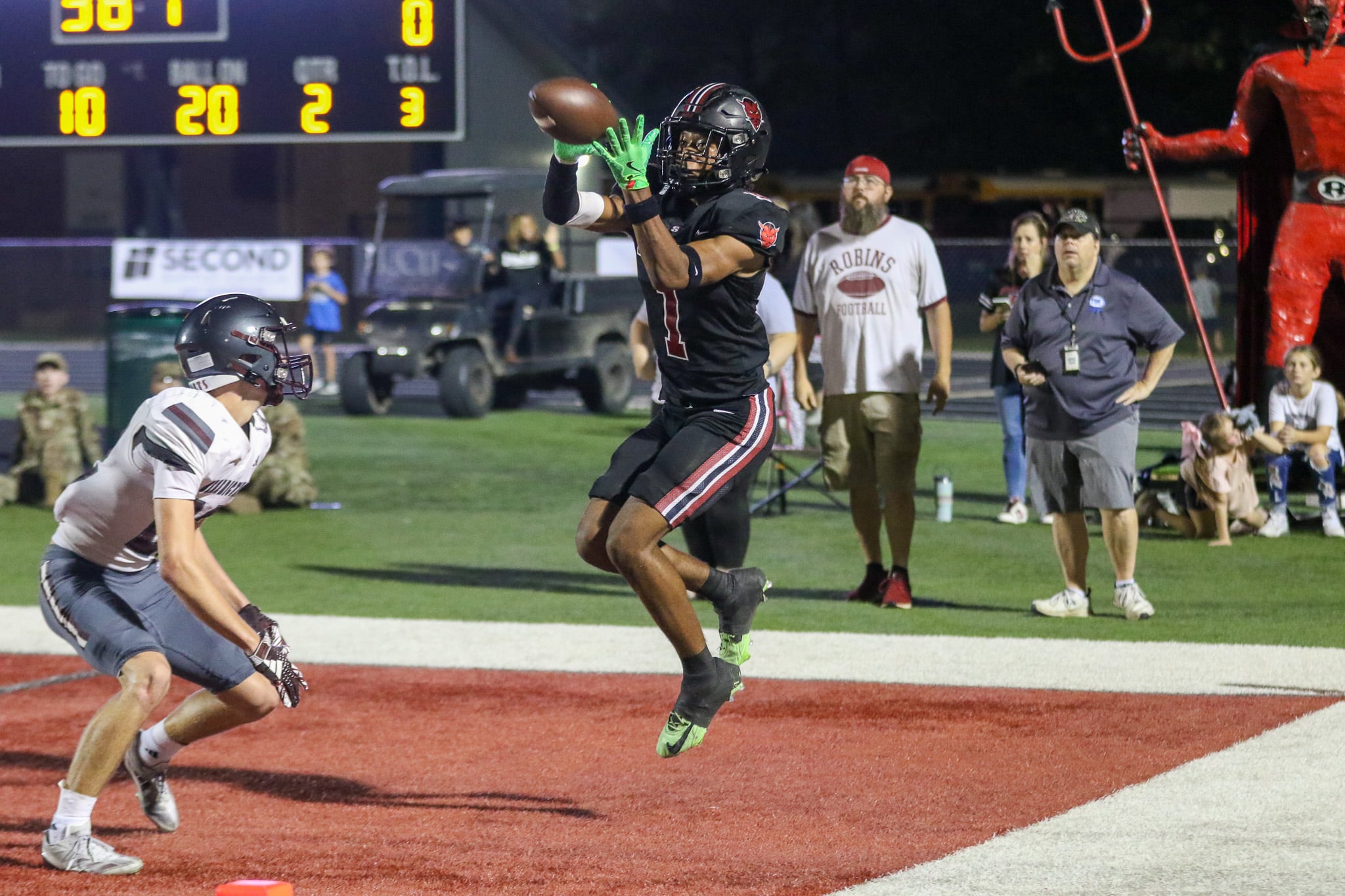 Friday Night Football Roundup — Week 11 – Houston Home Journal