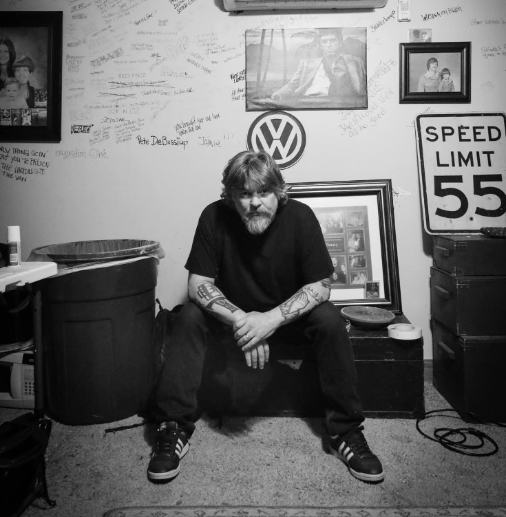 Rehab celebrating 25th anniversary of ‘Sittin’ at a Bar’ with a tour ...