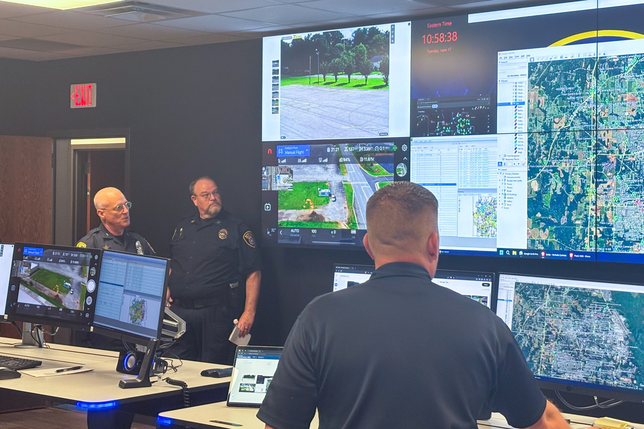 Warner Robins Police Department unveils new real-time crime center ...