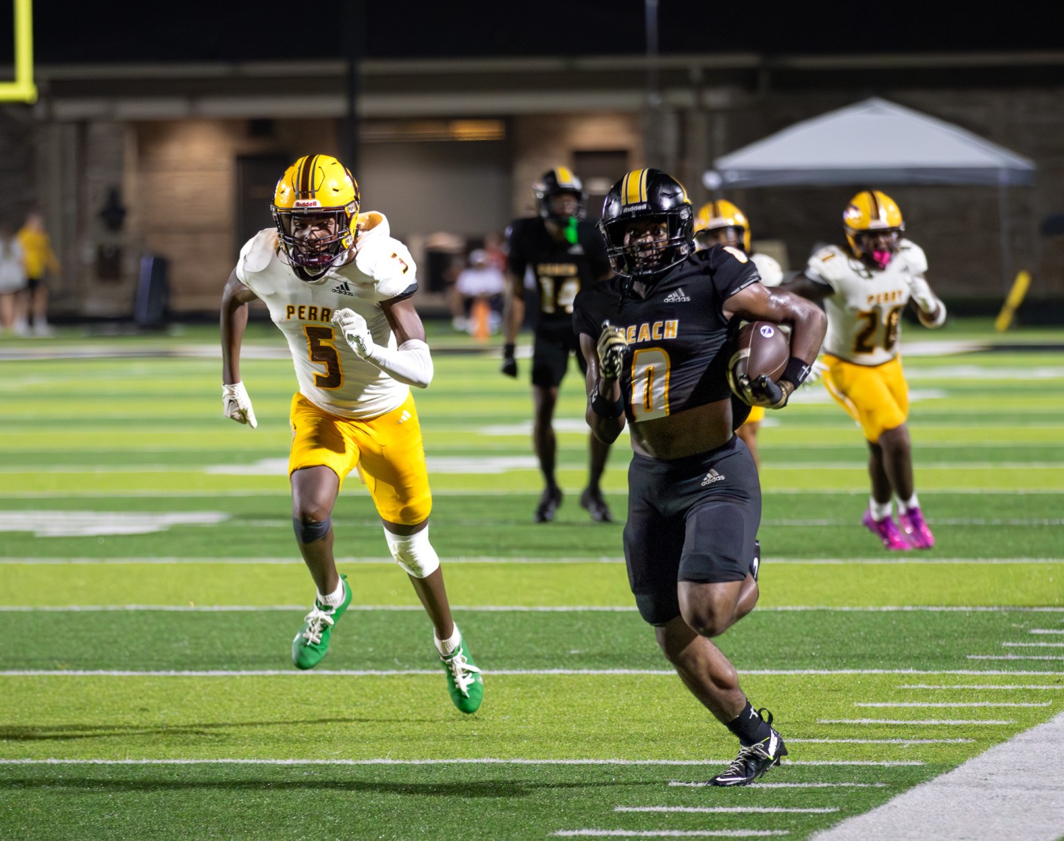 Peach County downs Perry with third-quarter explosion – Houston Home ...