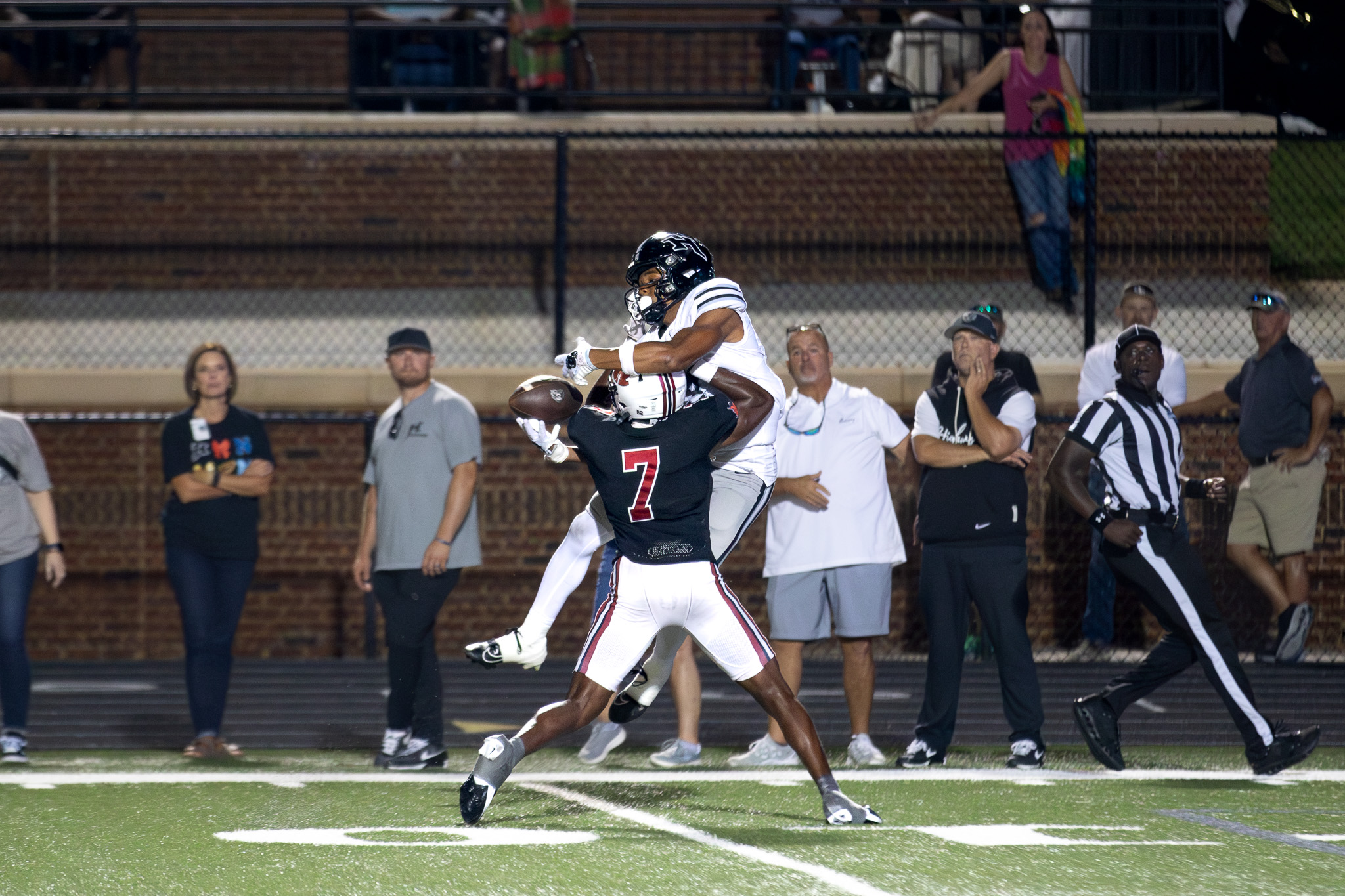 Houston County football pulls down five interceptions in thrashing of ...