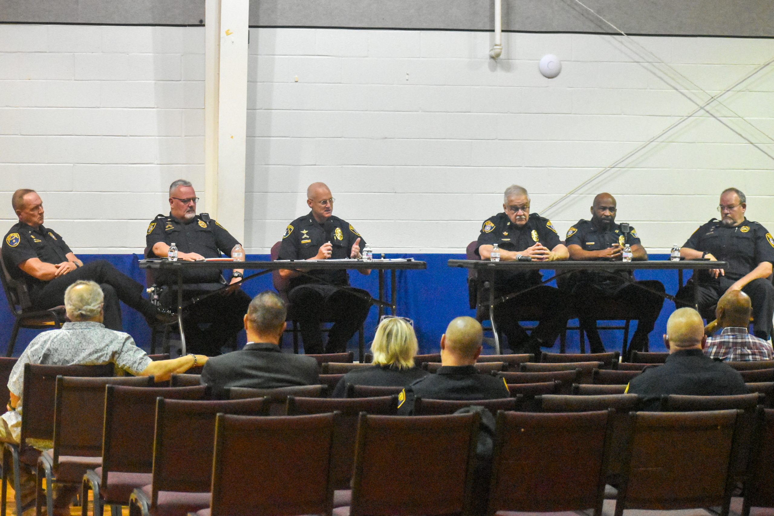 Warner Robins Police Department hosts community-led townhall meeting ...