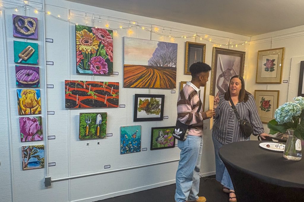 Perry art scene gets new addition as Village Louvre gallery opens ...